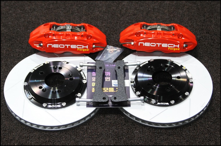 [스팅어] 브레이크튜닝 네오테크NF4P 엔써355mm디스크